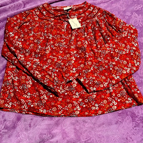 Universal Thread | Tops | Universal Trends Floral Blouse New With Tag ...